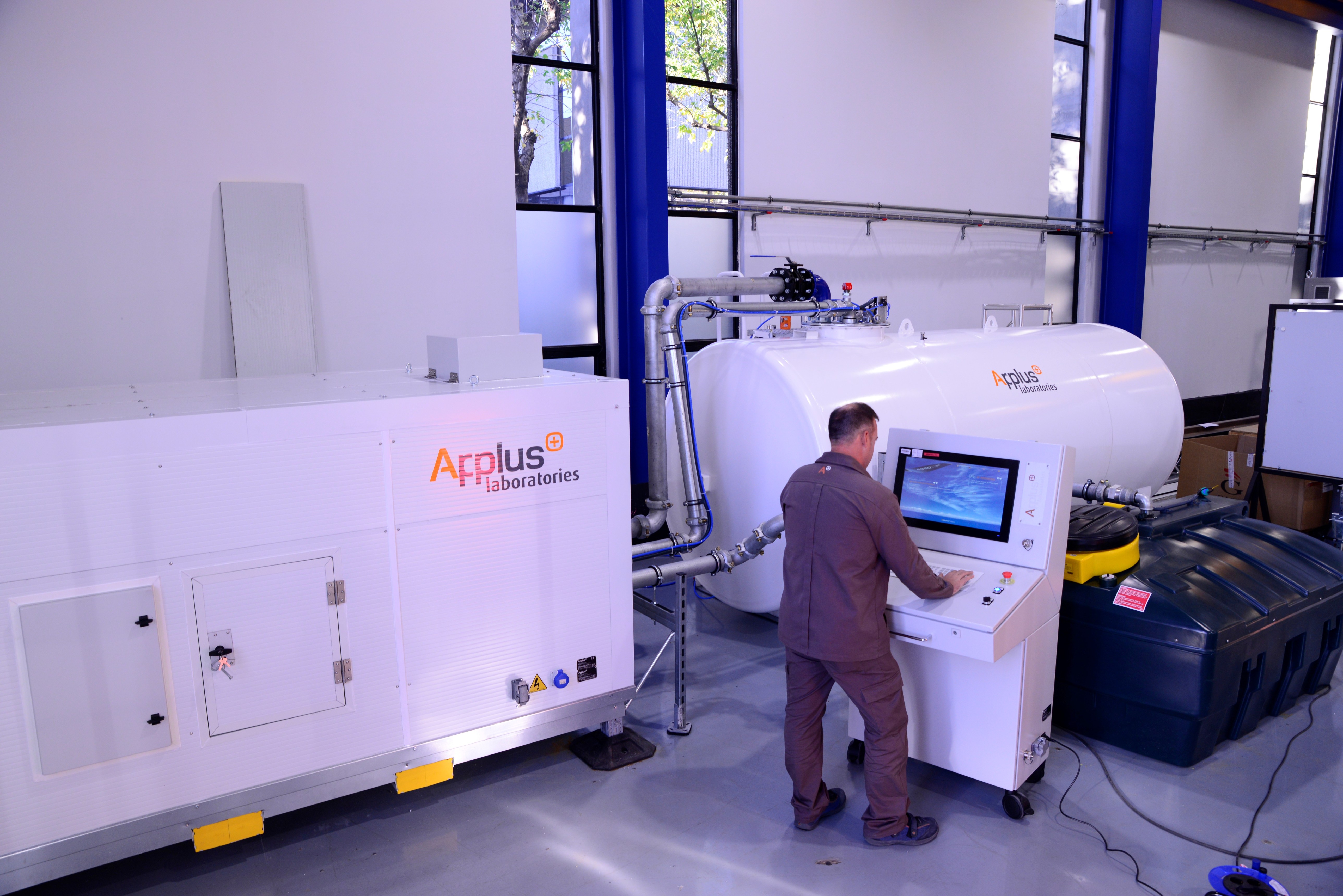 Overflow Test Benches for Aircraft Fuel Tanks